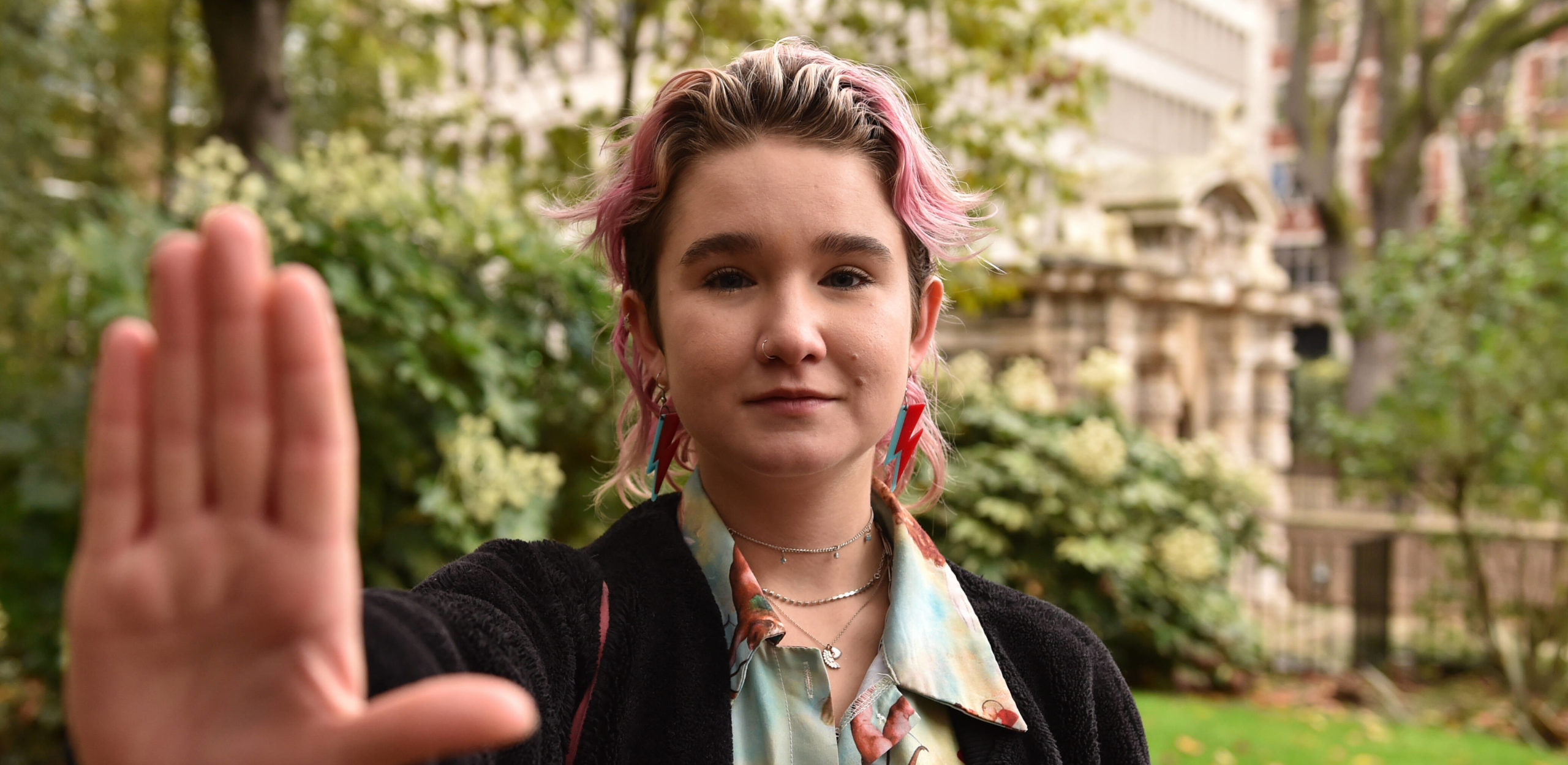 Phoebe Plummers: „Wir sind nur Kids, die Angst haben“ | Good Impact